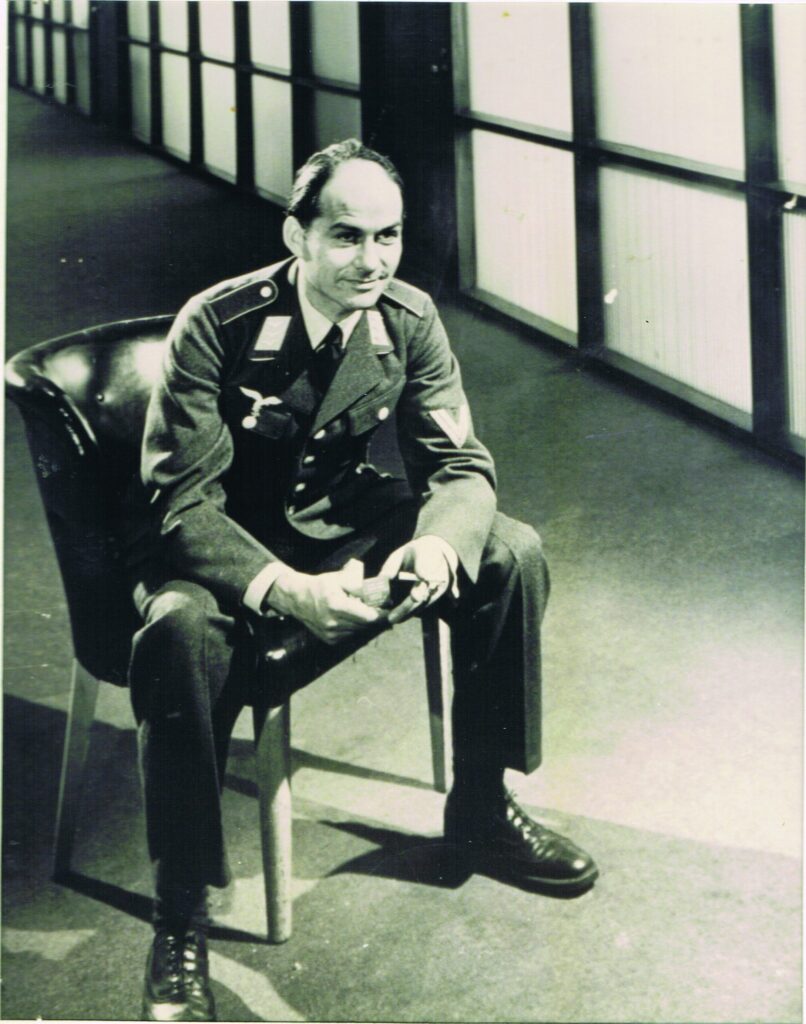 Les mosaïques de Disneyworld sont l’œuvre d'un vétéran de la Luftwaffe