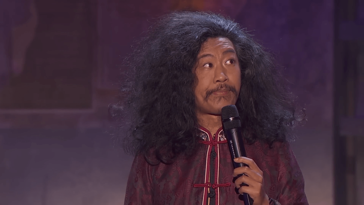 Bun Hay Mean : retour sur la carrière de ce maître de l’humour corrosif, mort tragiquement à 43 ans